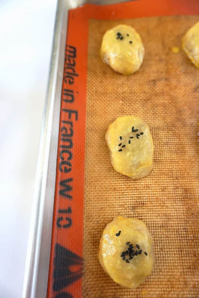 Yaki Manju - Delicious Not Gorgeous