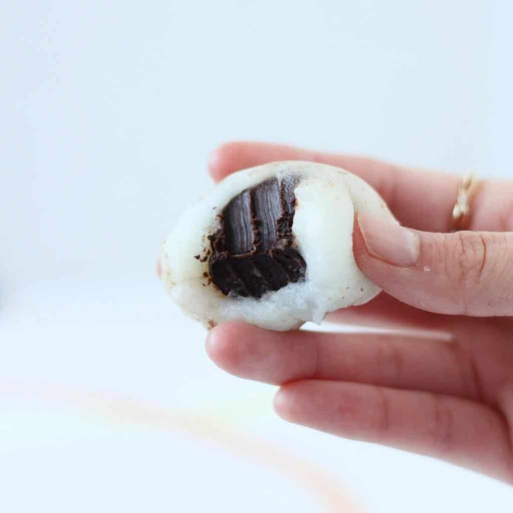 Chocolate Mochi - Delicious Not Gorgeous